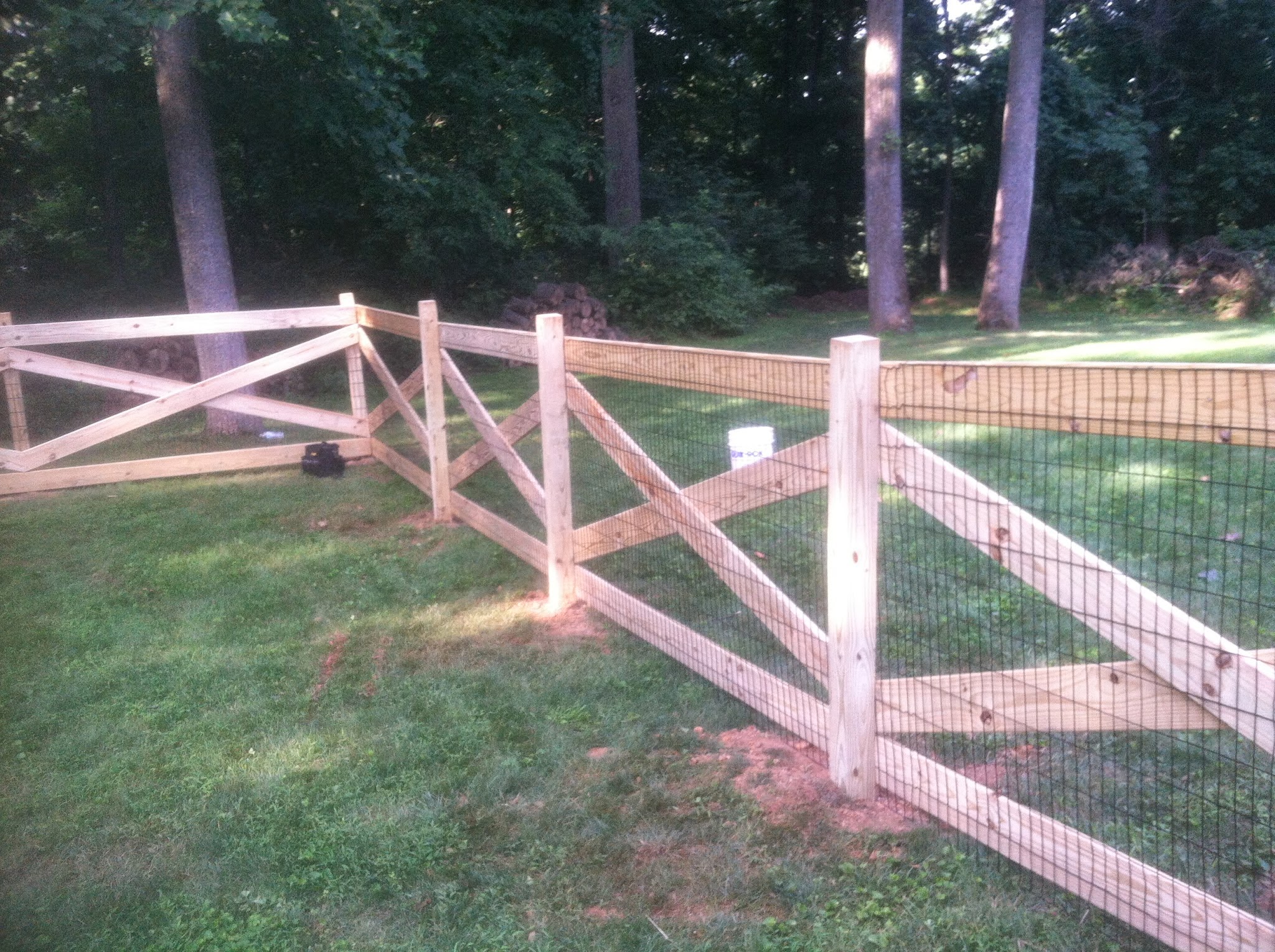 Fence Contractors & Retail Sales | R&S Fence Co. | PHOTO GALLERY