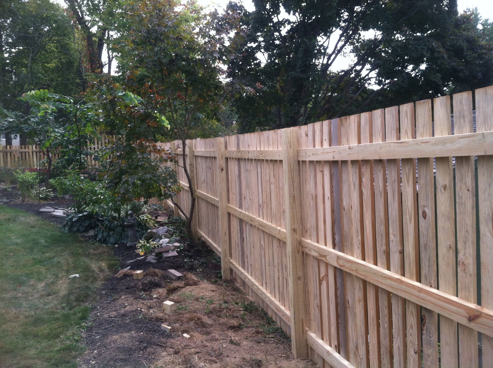 Fence Contractors & Retail Sales | R&S Fence Co. | PHOTO GALLERY