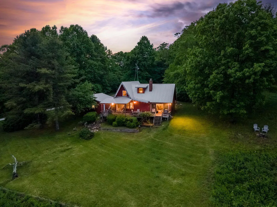 Our Vacation Homes | The Hutton Group