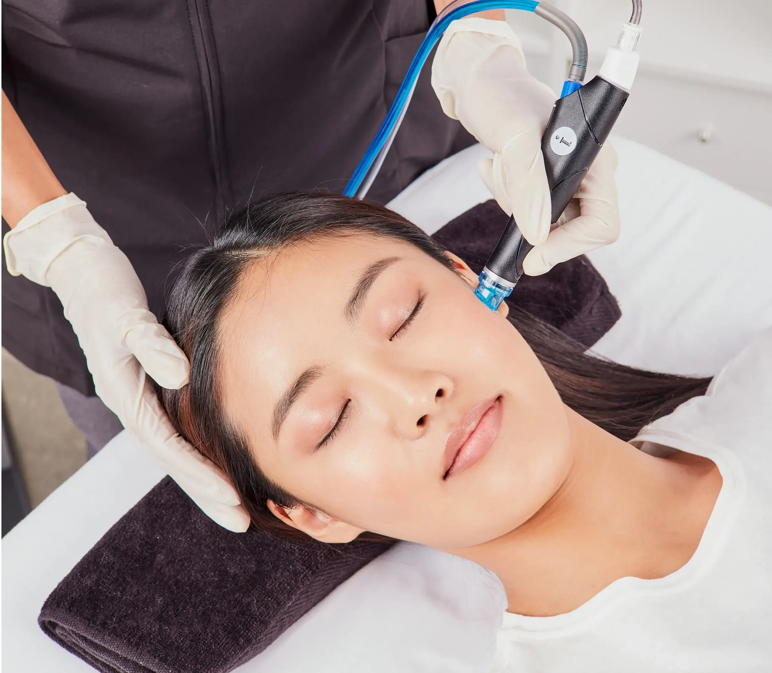 Hydrafacial | Sugaring & Massage Spalon