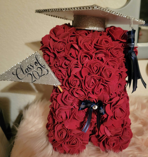Graduation rose bear | YK Designs