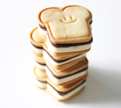 Toast Cookie Cutter | latte shop