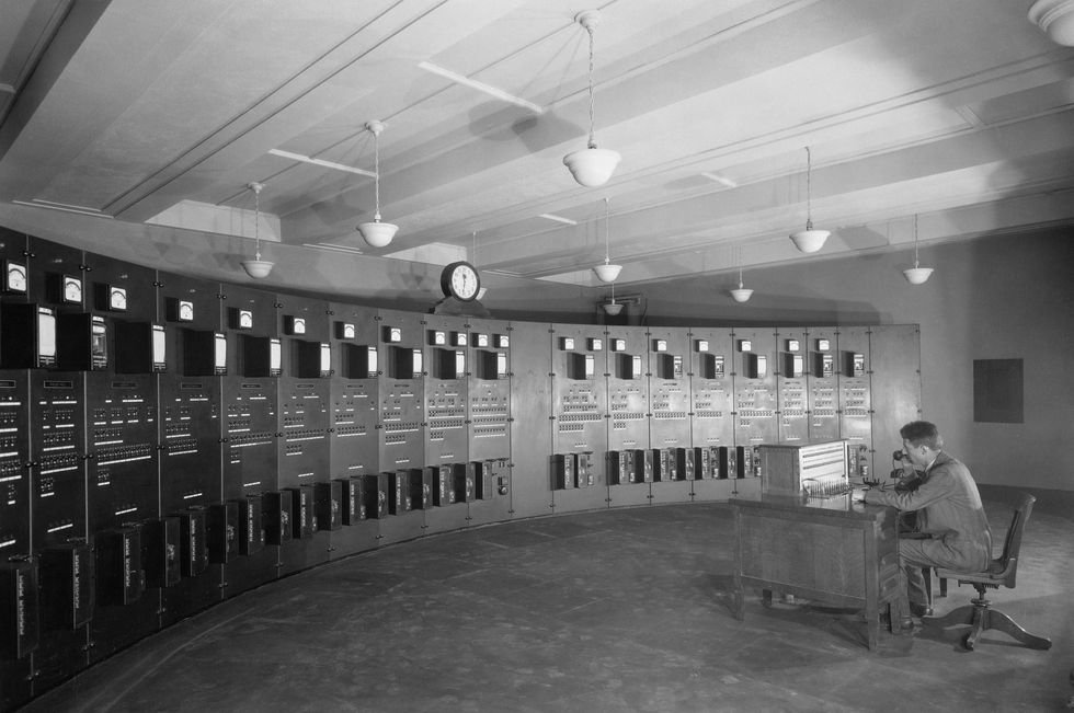 History of Control Rooms | A Sustema's Blog