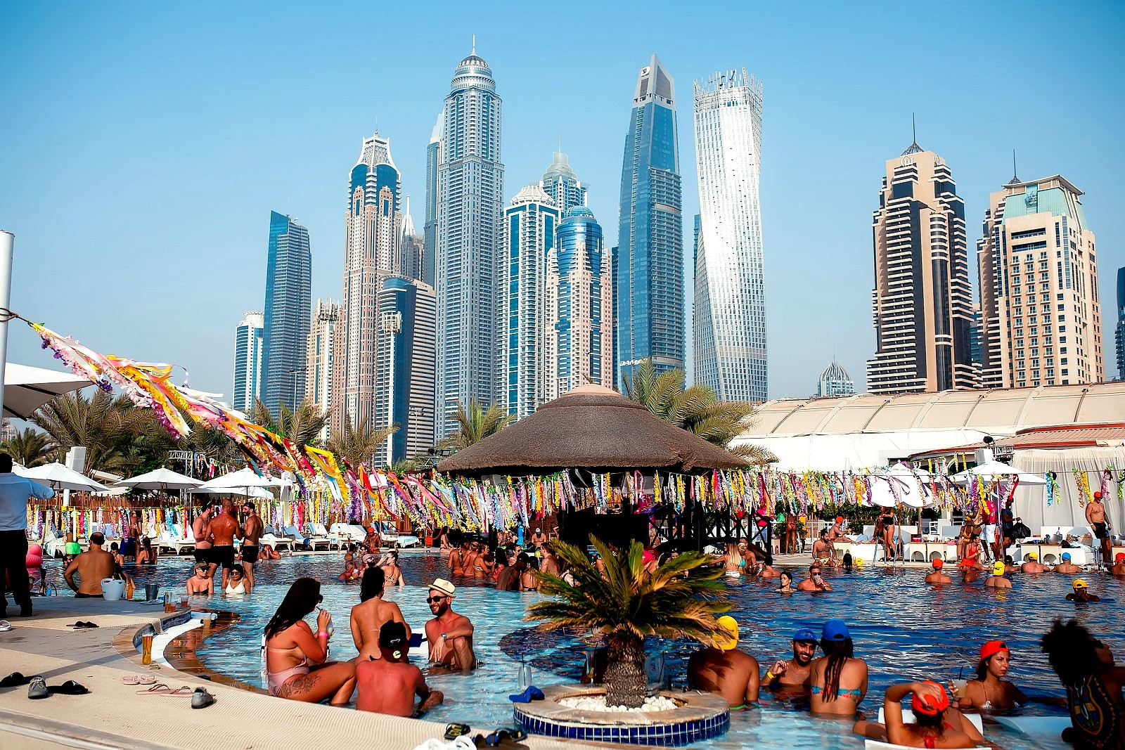 ANDREEA S BEACH DUBAI I CLUBBING DUBAI I DUBAI DAYLIFE andreea-s-beach-dubai-i-clubbing-dubai-i-dubai-daylife