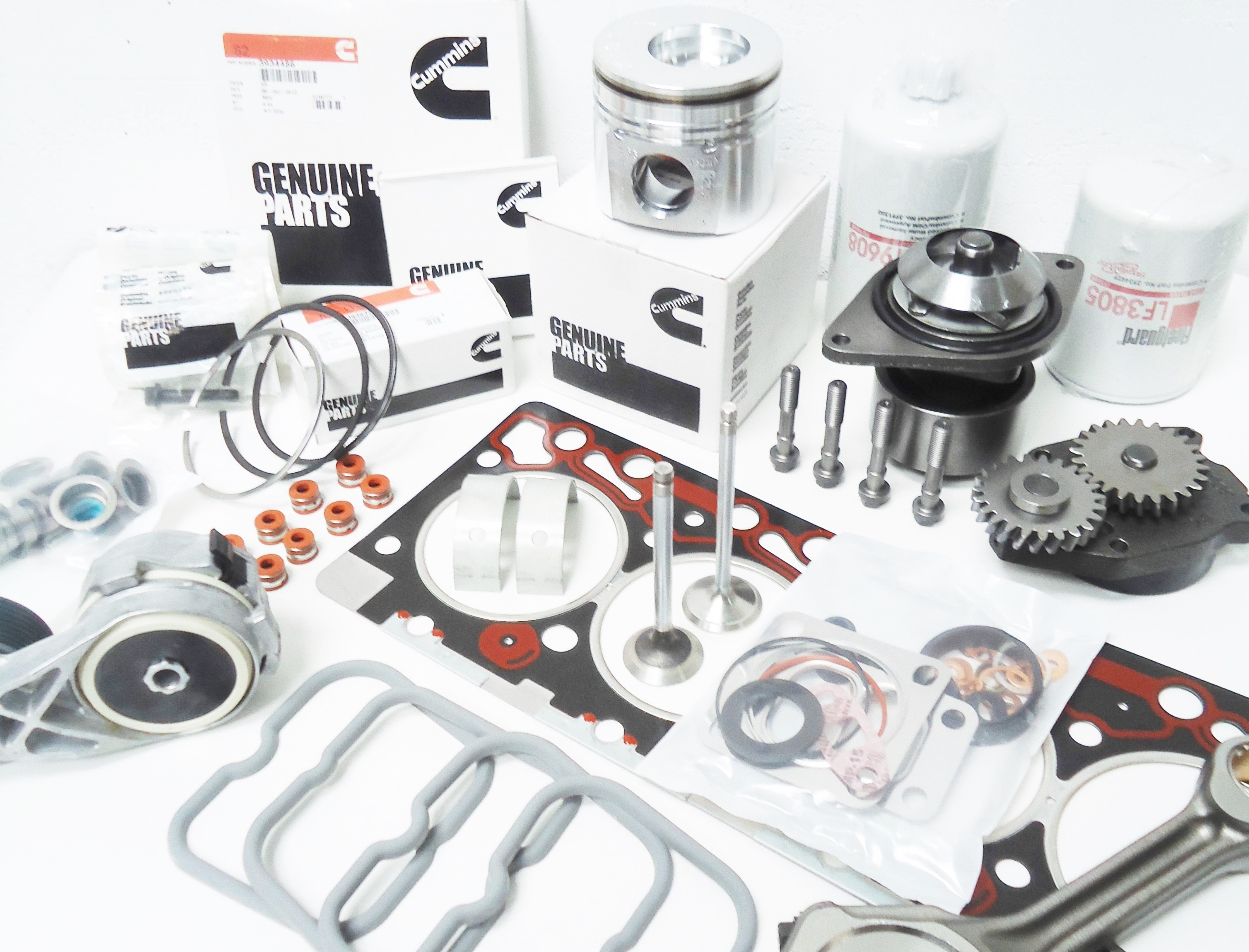 KIT REPARATION MOTEUR CUMMINS COMPLETE ENGINE KITS CUMMINS www.c-diese