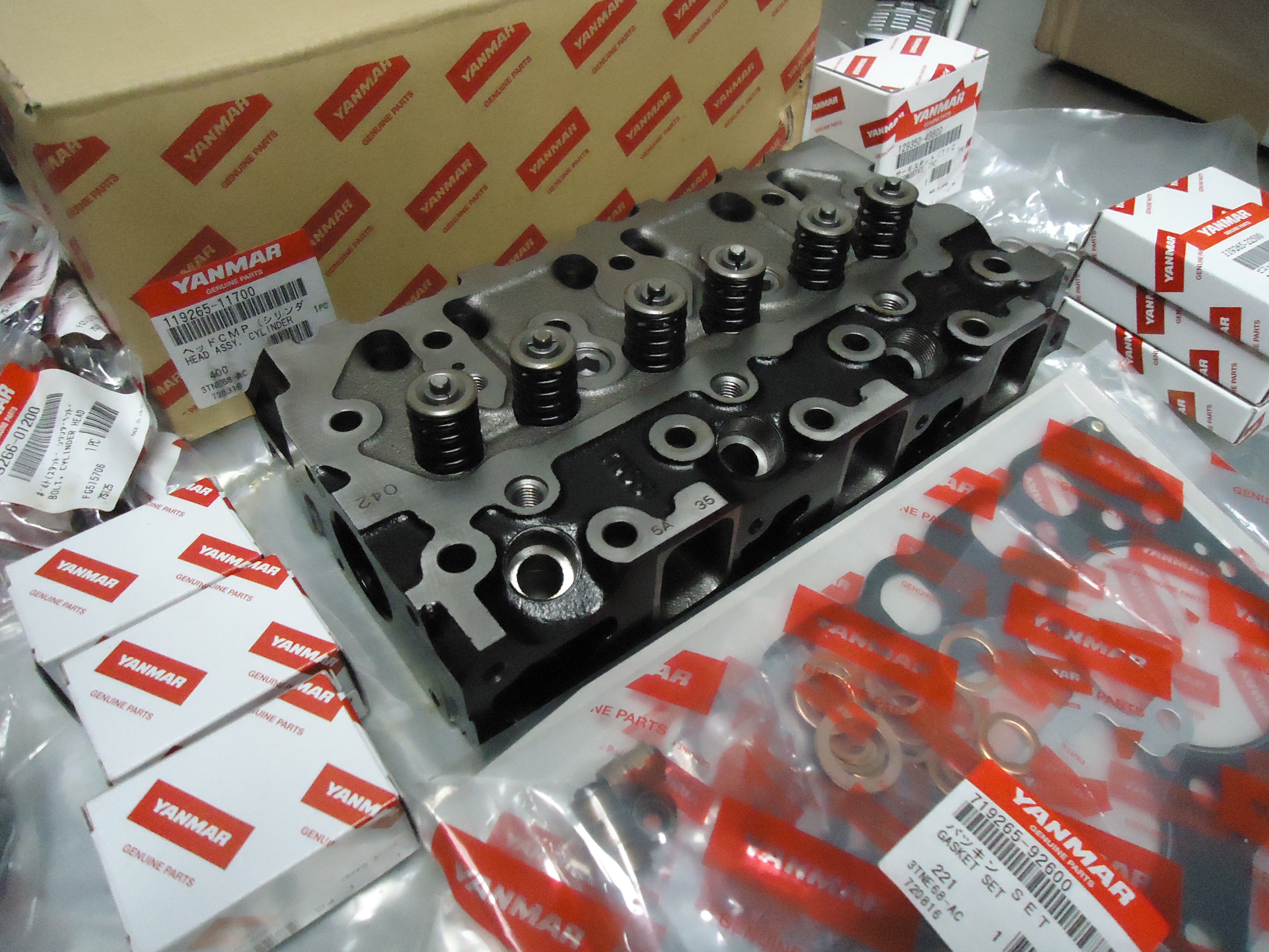 Moteur YANMAR Pièces YANMAR Moteur Minipelle Diesel Engines YANMAR