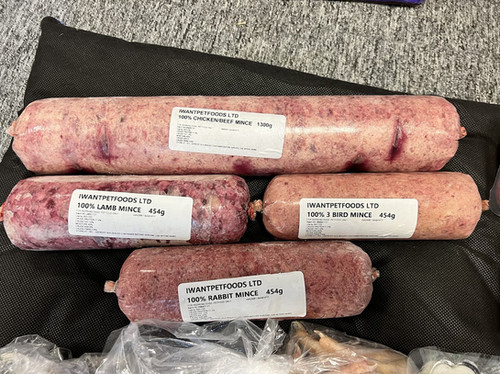 1.3 KG CHICKEN CHUBBS IWP 20 BOX | I Want Pet Foods