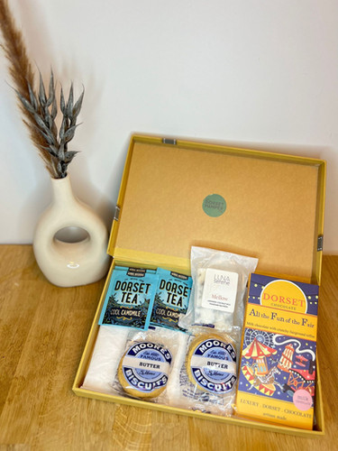 Relaxation Letterbox Hamper FREE POSTAGE | The Dorset Hamper Company