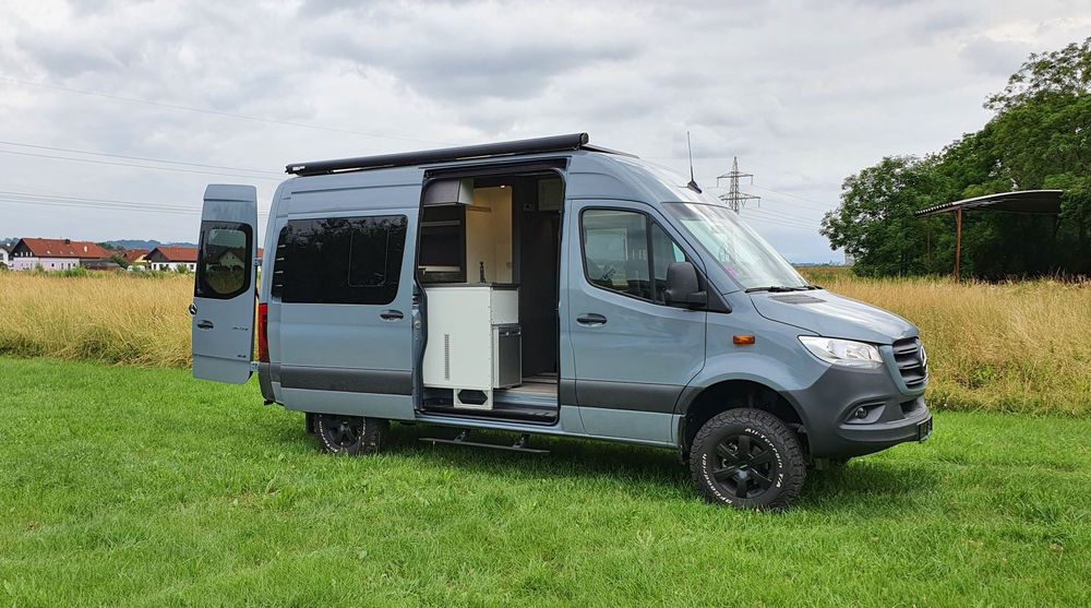 Sprinter 907 4x4 L2H2 Teilausbau