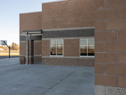 Summitvue Middle School | basalite-cmu