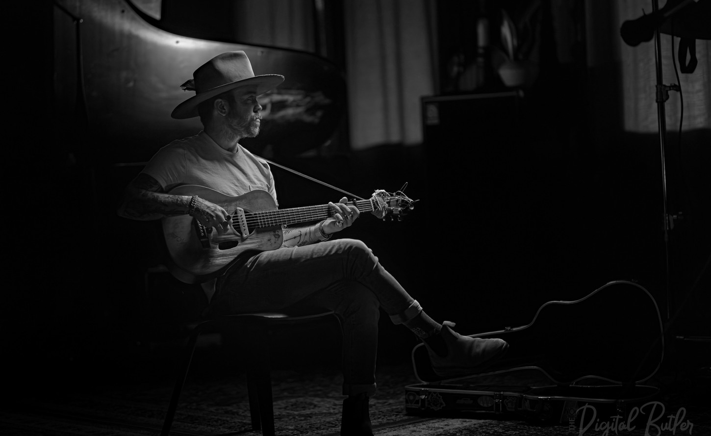 HOME | Jesse Fox Music