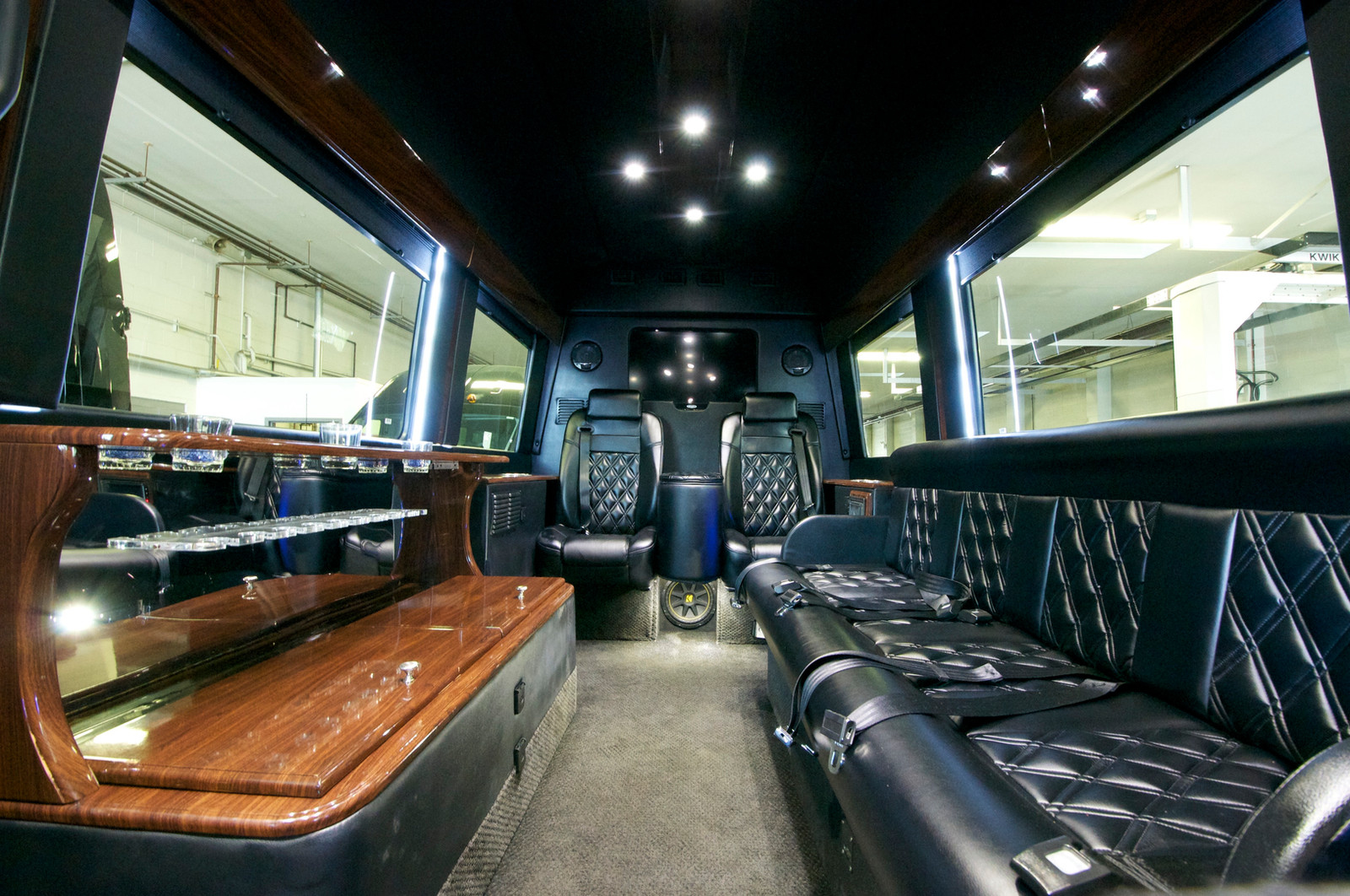 Limousine Careers | Gem Limousine Worldwide