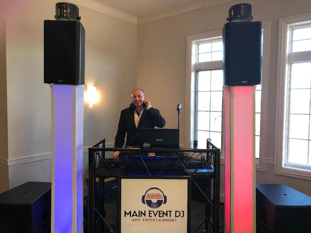 Wedding & Mobile Event DJ / Chicago and Suburbs / Main Event DJ