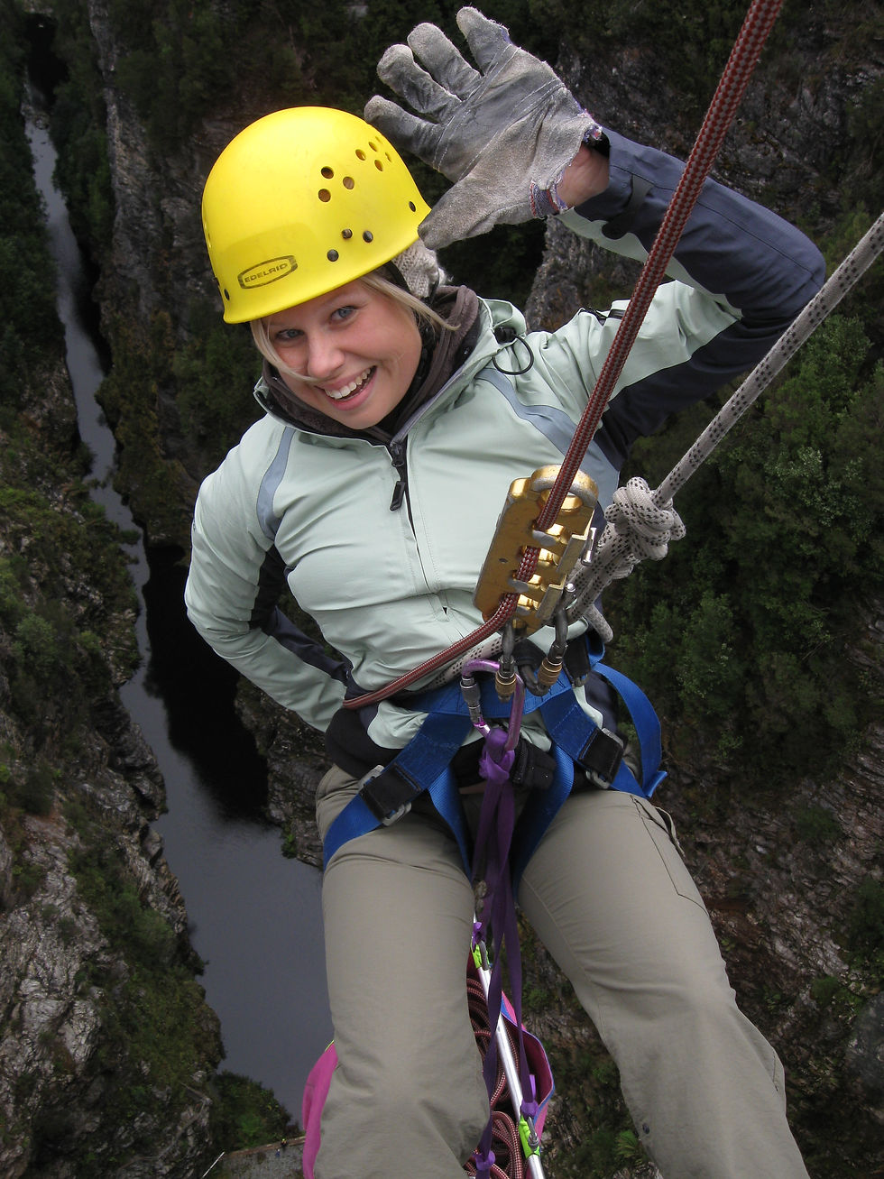 ABSEILING | aardvarkadventures