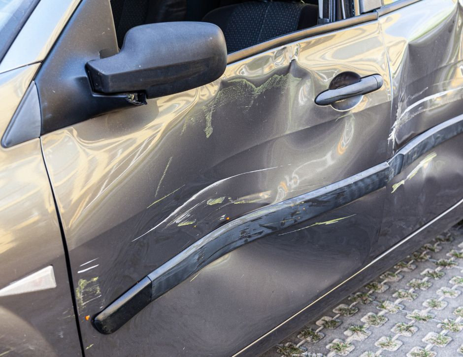 Who Is At Fault In A Side Swipe Car Accident? Iowa's Law