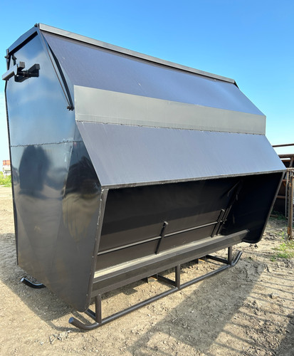 Spanier Single Side Steer Stuffer | J&E Livestock LLC