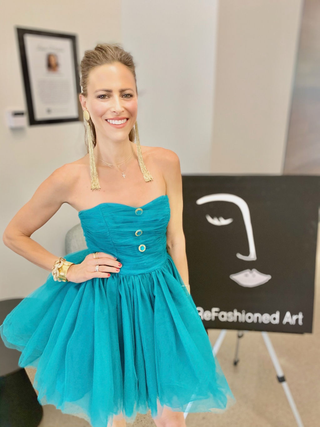 Laura Madden | Sustainable Fashion advocate, influencer, artist, model