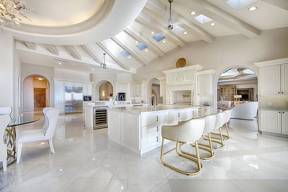 Luxury Homes Cabo vs. MarCor Masters: Which is Better?