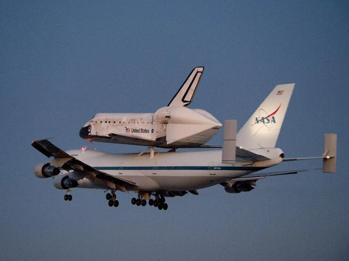How the Boeing 747 Carried the Space Shuttle