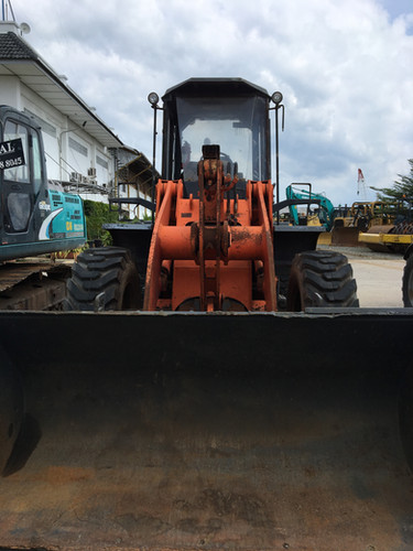 Wheel Loader Bucket merk. HITACHI Model LX110 Tahun 2006 | Sarana Baja ...