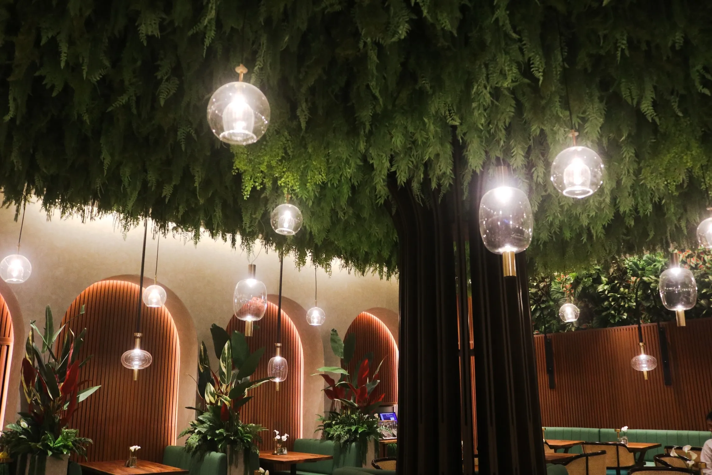 Reservations | Theo’s Restaurant • Bakery