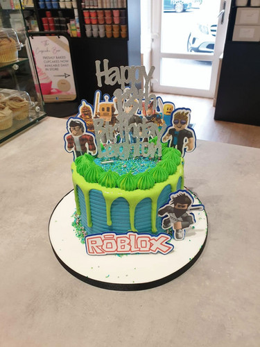Roblox Drip Cake 🔲 | create-a-cake