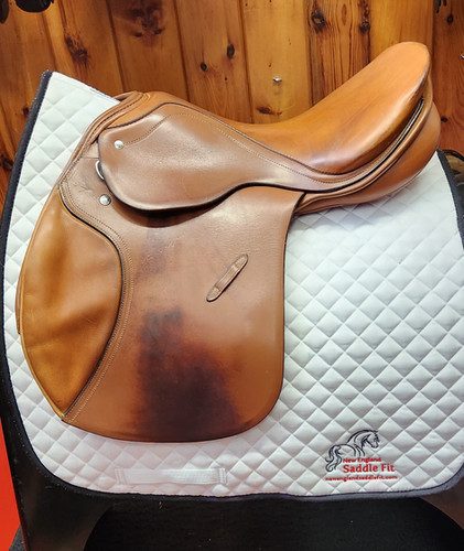 SOLD Passier Precision Jump, 16.5", wide | New England Saddle F