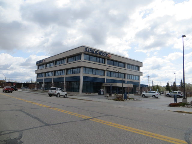 Featured Listings | Holthouse Companies