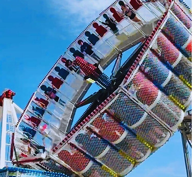Thrilling Large Rides - Carnival Rides UK