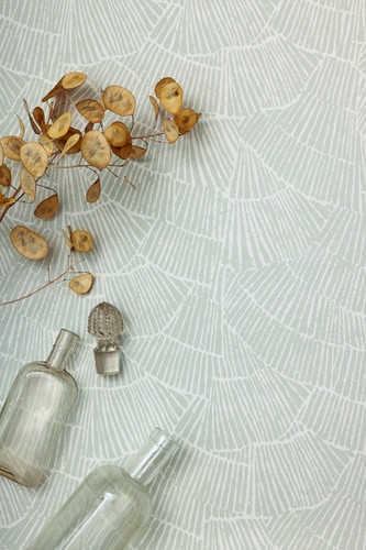 Pleat | gray | solidandpattern