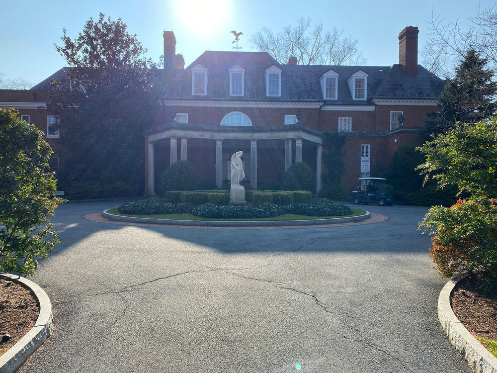 A Visit to Hillwood Estate on a Beautiful December Day