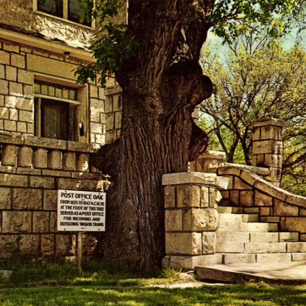Post Office Oak Museum