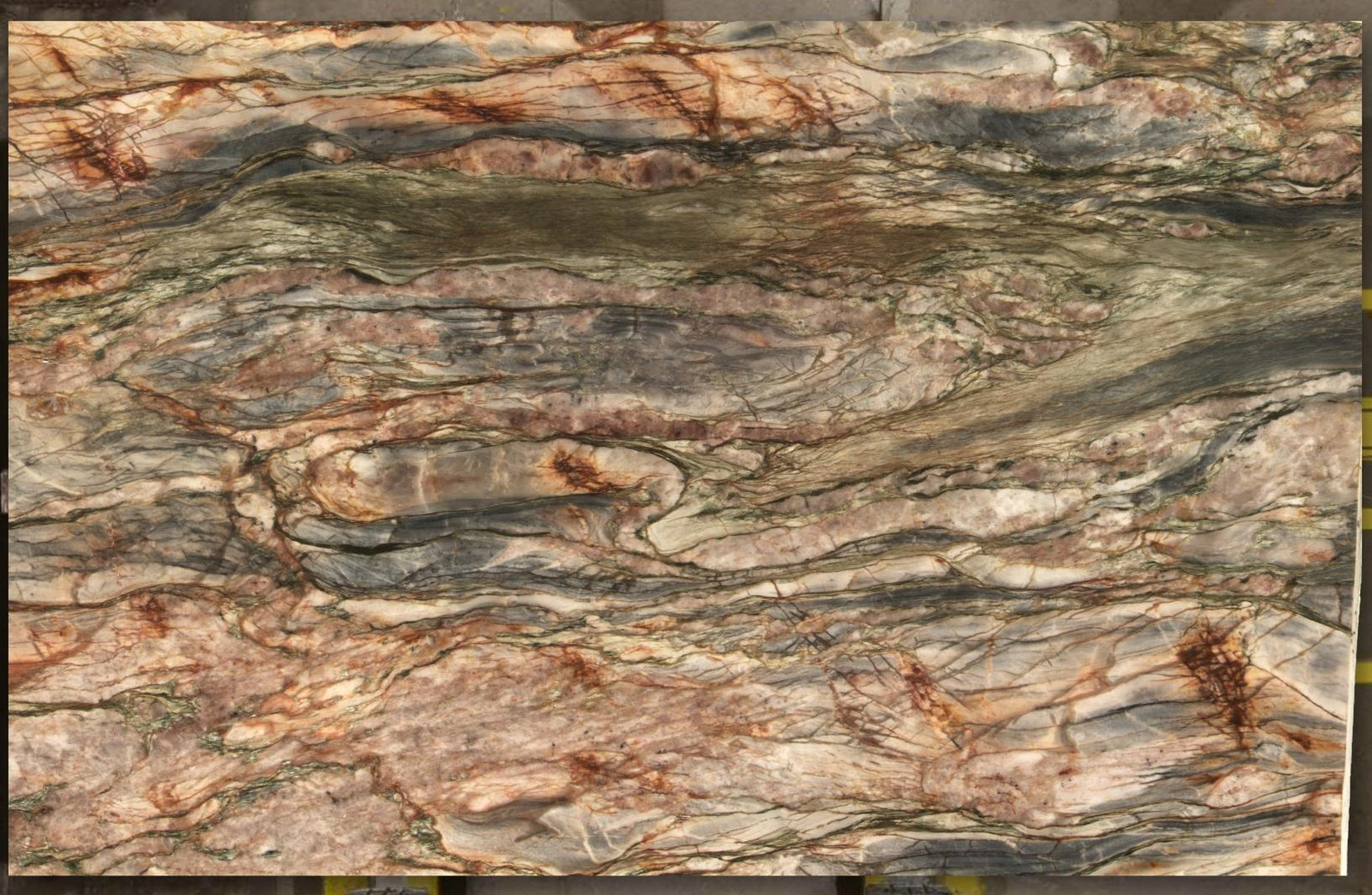 Stone Center Atlanta | Stone Gallery | Quartzite Gallery