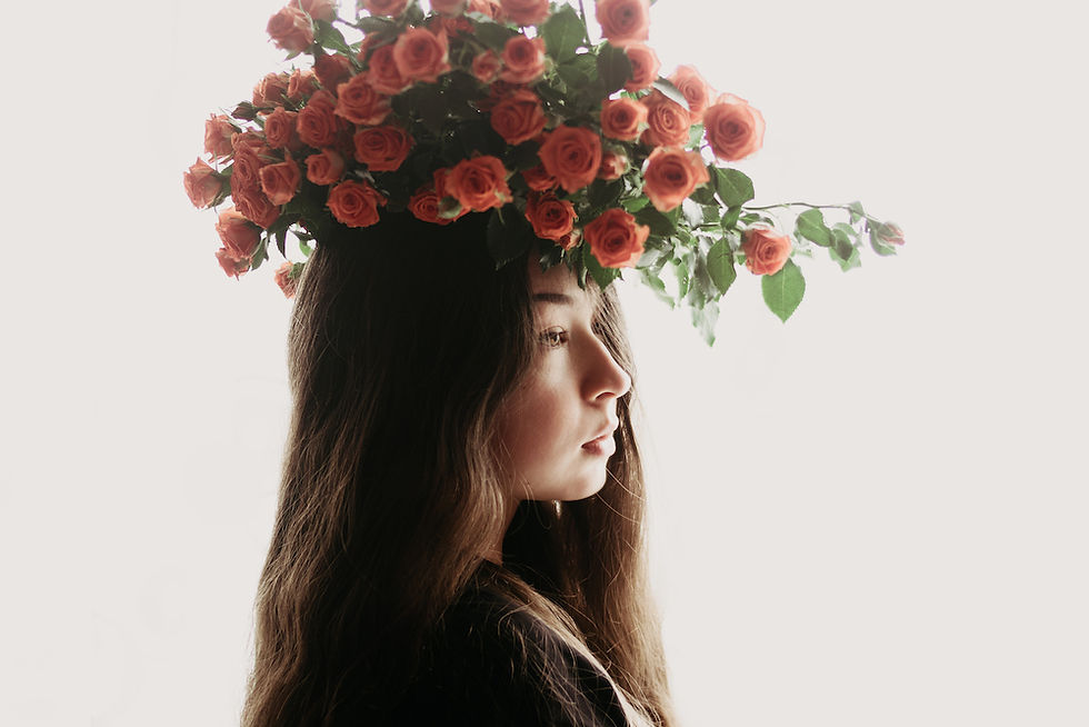 3 Ways to Take Flattering Portraits Using Window Light