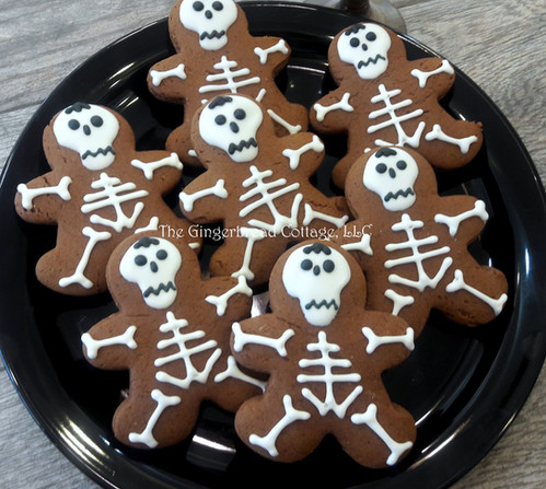 Halloween Skeleton Cookies - Dozen | the-gingerbread-cottage