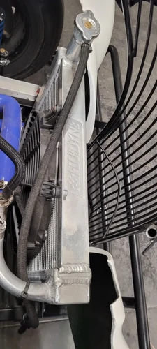 FZ09 / MT09 Radiator ONLY | FRP Products