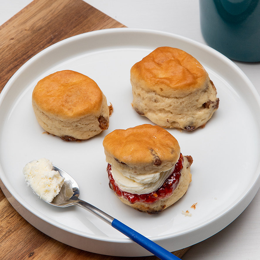 Mini Sultana Scones 30g