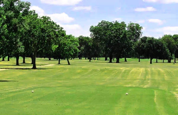 Riverside Golf Course: Victoria’s Riverfront Retreat for Golf Enthusiasts