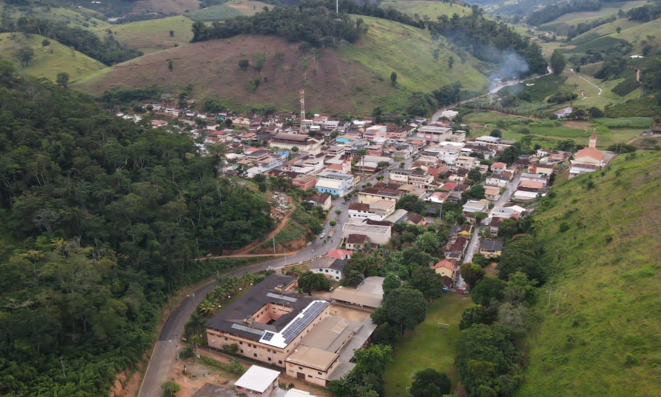 A ADL instala usina de energia fotovoltaica