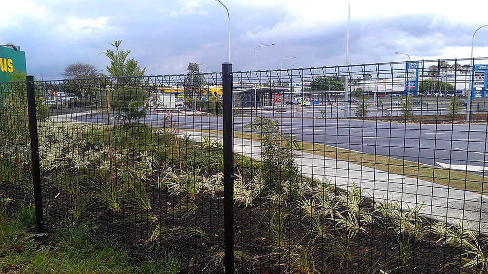 4 Important Reasons Why Modern Schools Still Need Fencing