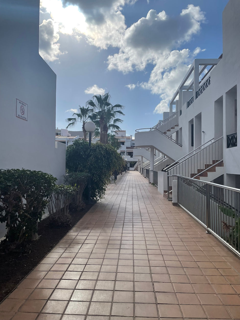 1 or 2 Bedroom Apartments To Rent | Victoria Court 1