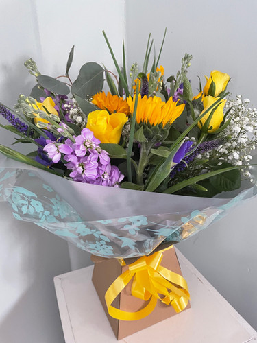 Sunflower Smile Bouquet - Bentley Blooms Florist, Ipswich, Suffolk