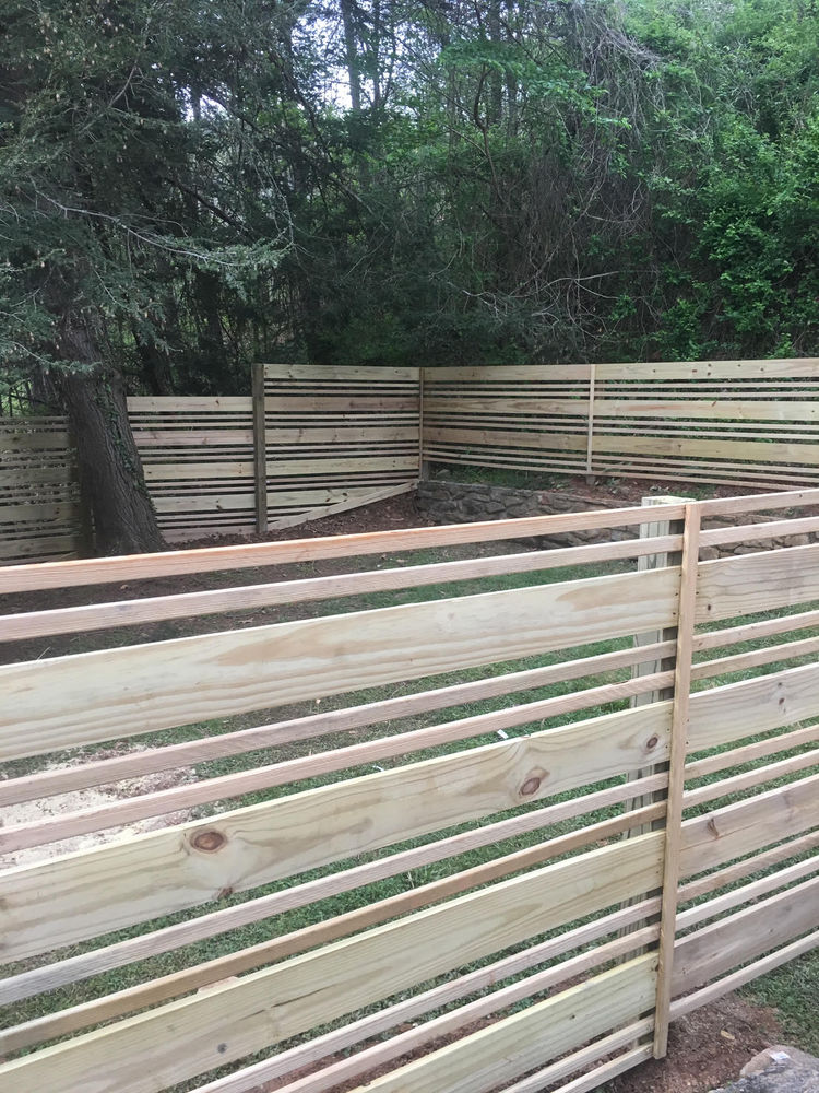 Horizontal Slat Fence Clyde