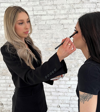 ABOUT | Taylor Rye Artistry