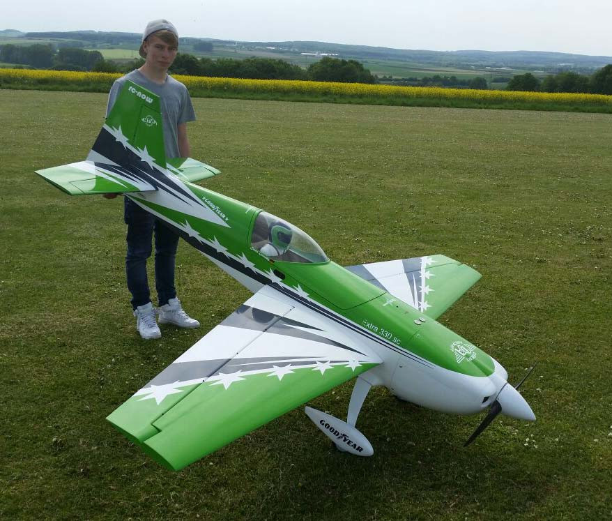 Extra 330SC 35% | Krill Model Aircraft