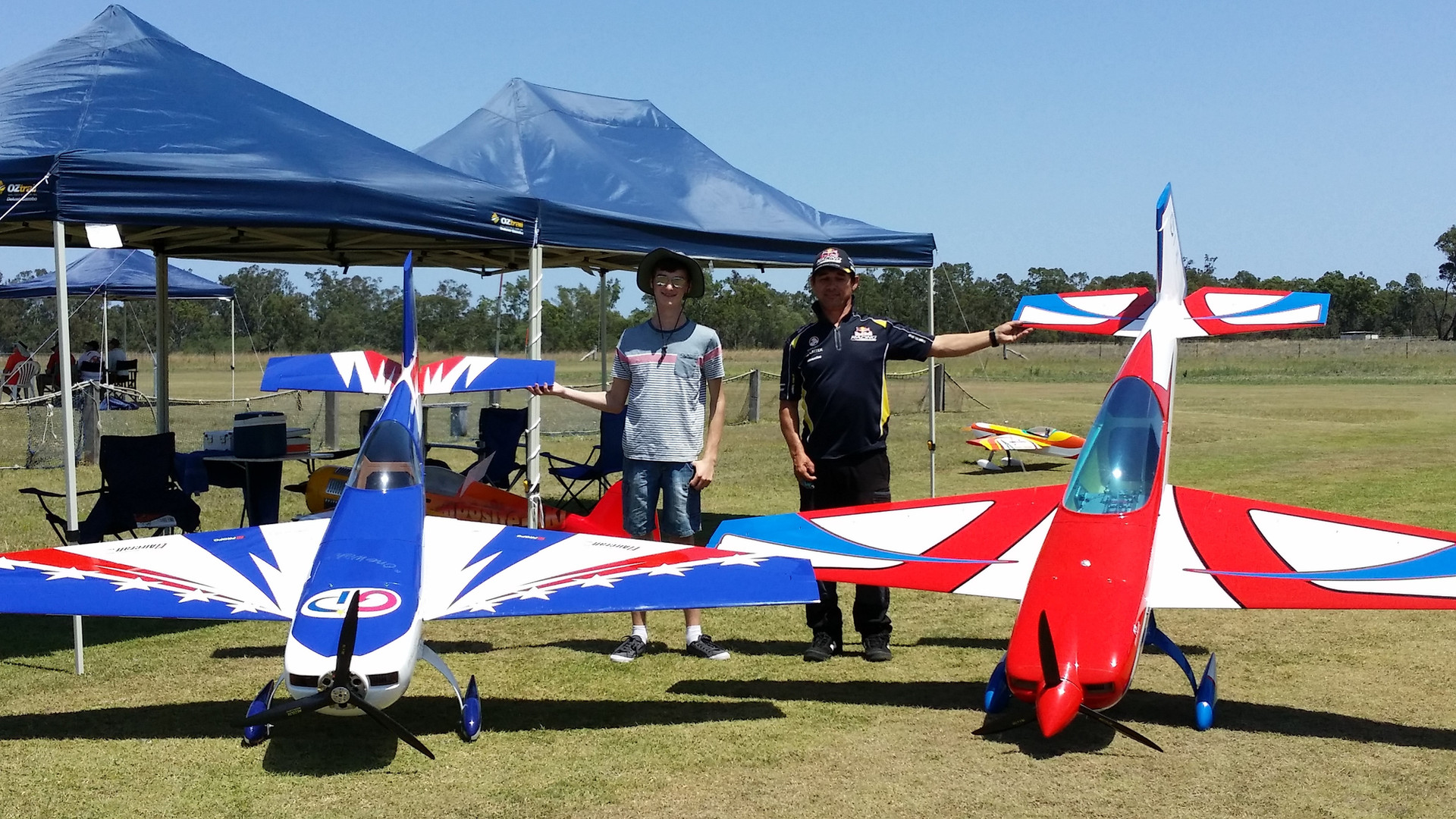 Extra 330lx 37% | Krill Model Aircraft