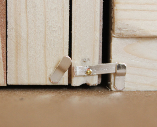 Kick Bolt | Needle Neddies