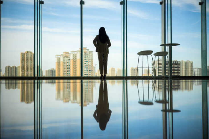 Stand Out – The Art Of Creating Workplace Visibility