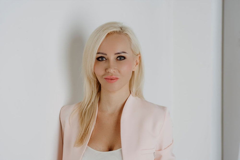 Empowering Women In Leadership Through Luxury Fashion – Interview With ...