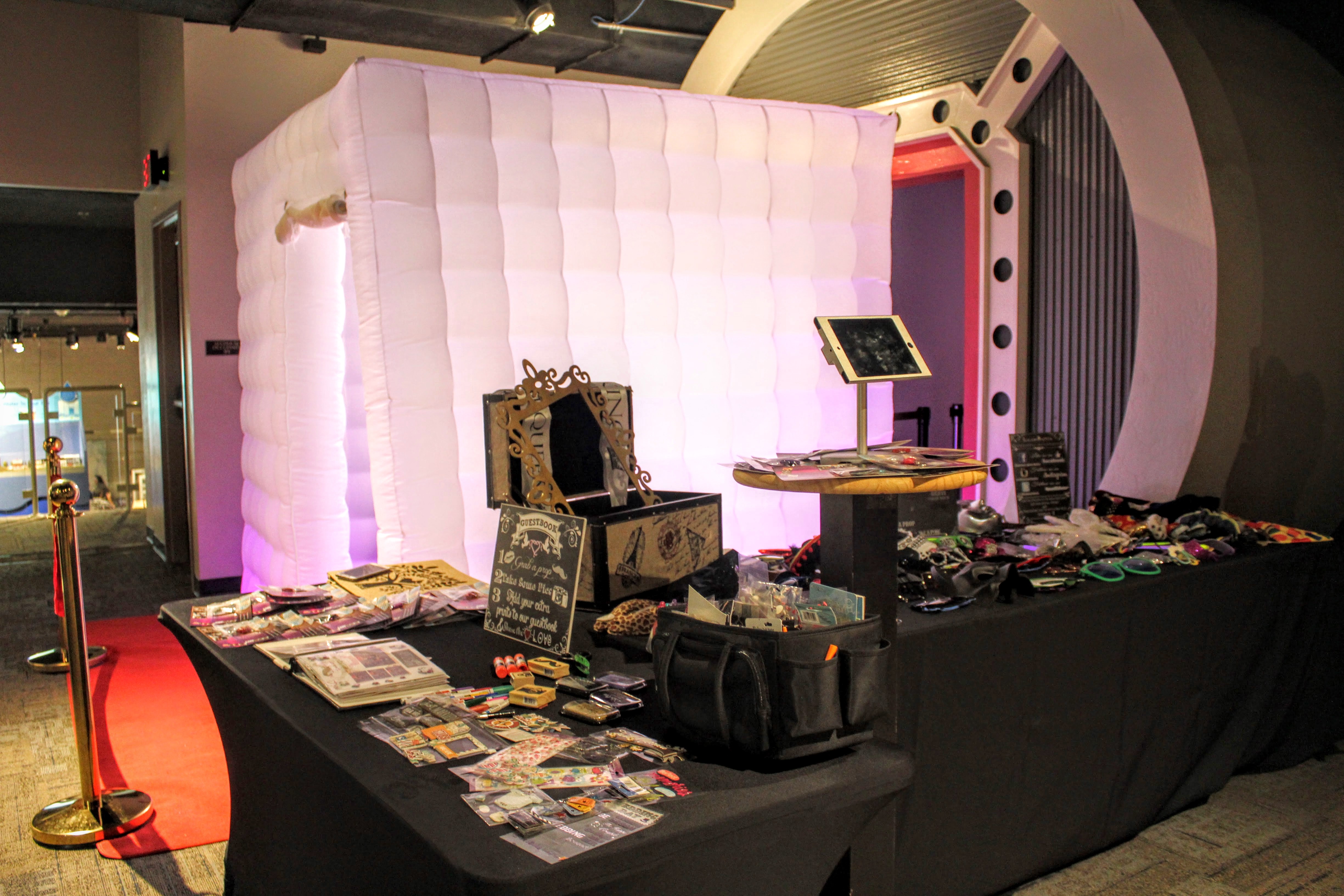 illuminate Photo Booths